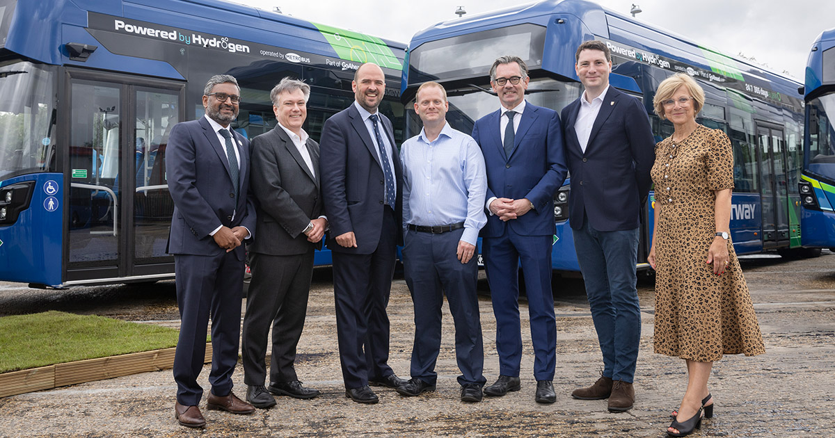 Go-Ahead Group Launch Pioneering Hydrogen Bus Fleet | Wrightbus